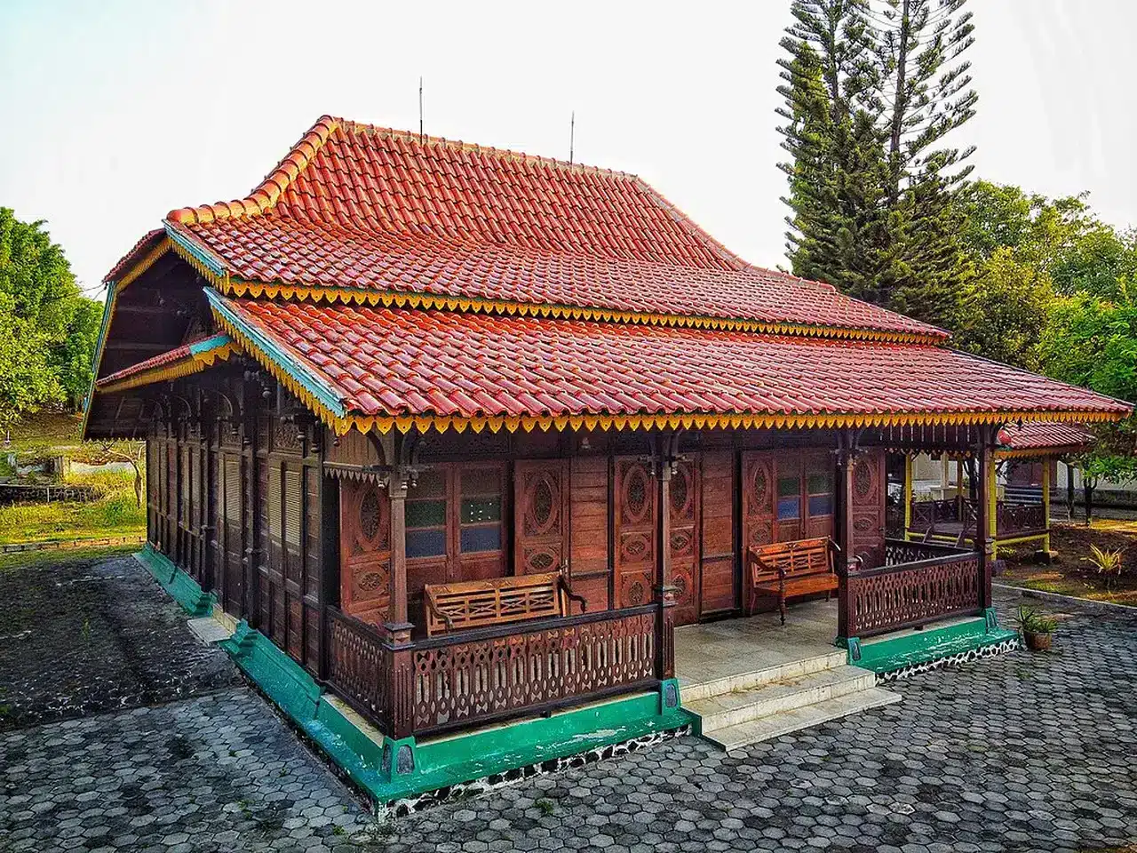Kenali 5 Gaya Arsitektur Bangunan Khas Indonesia